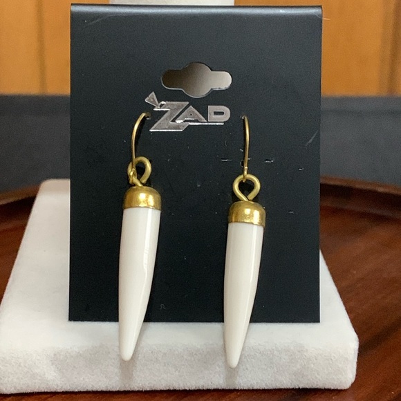 ZAD | Jewelry | Nwt Zad Gold Tone White Stone Earrings | Poshmark